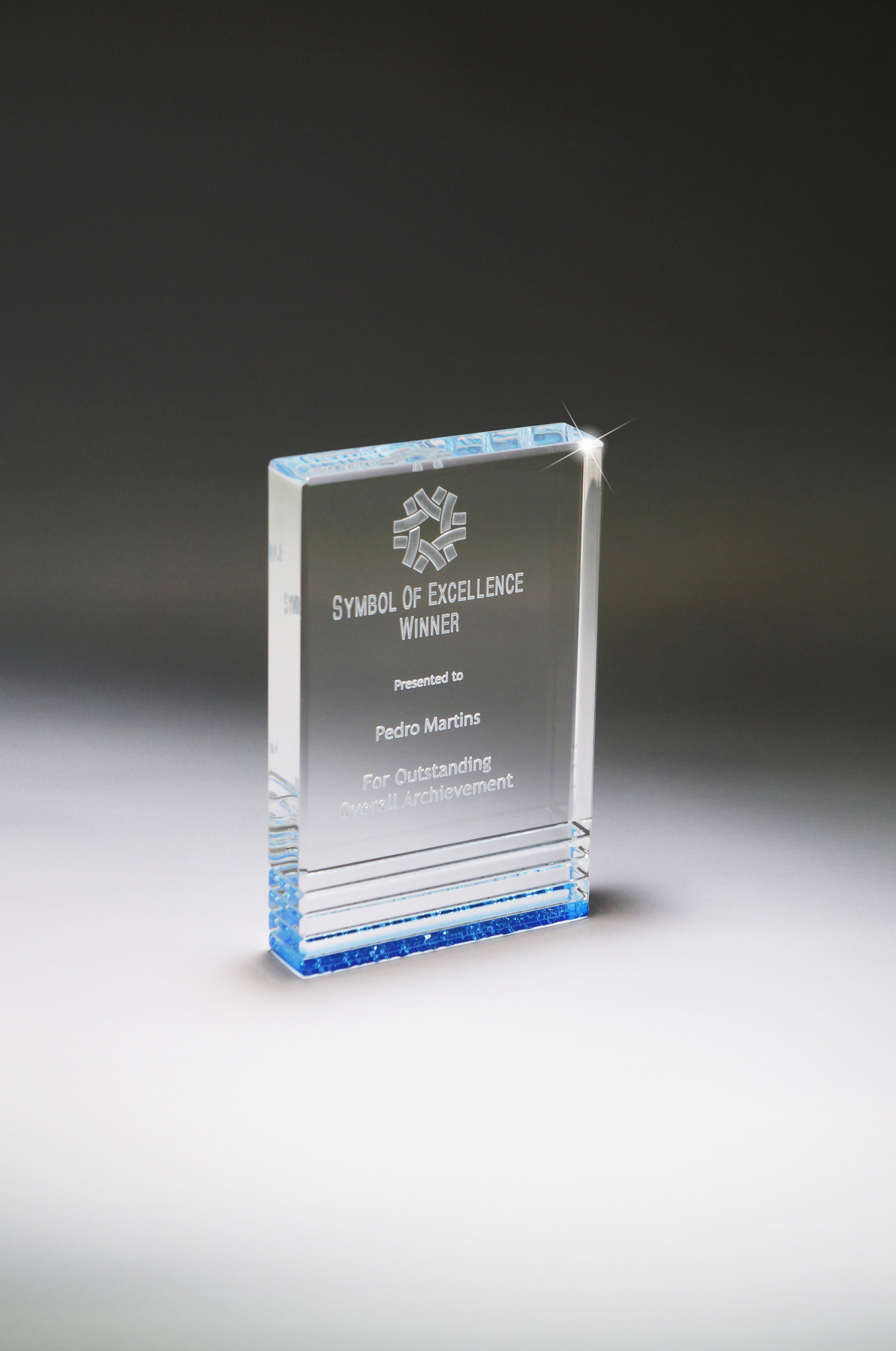 Metal Bottom Award - Foremost Acrylic